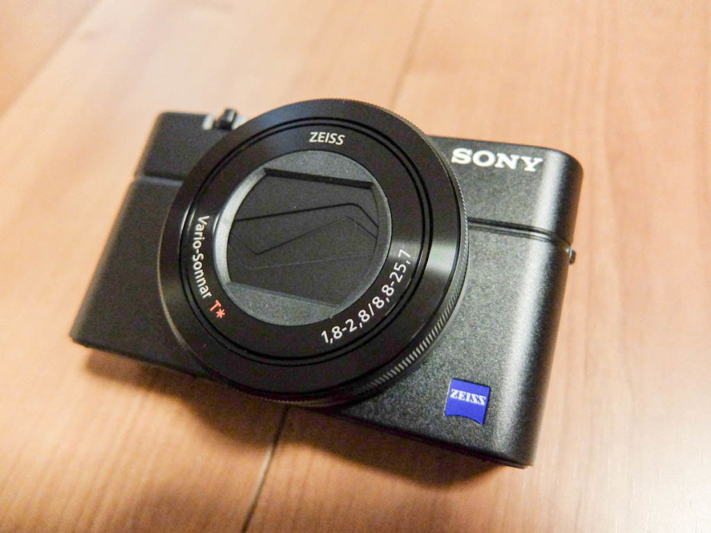 SONY「RX100M3」レビュー。3年以上使っても不満がない、素人でも分かる画質の高さが魅力 - アナザーディメンション