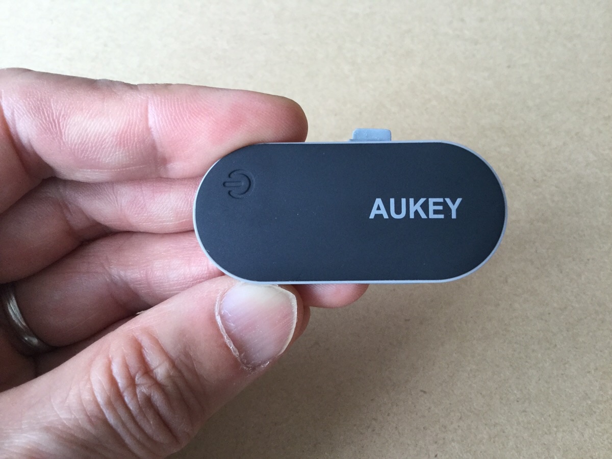 AUKEY「Bluetoothトランスミッター BT-C1」レビュー。テレビの音声をキッチンで聴ける！【PR】 - アナザーディメンション